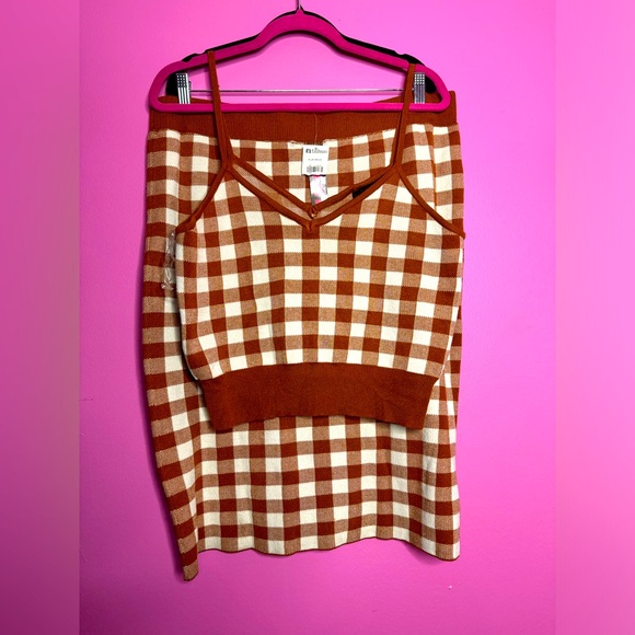 Runway 7 | Skirts | Checkered Plus Sweater Skirt And Top Set Size 2x ...